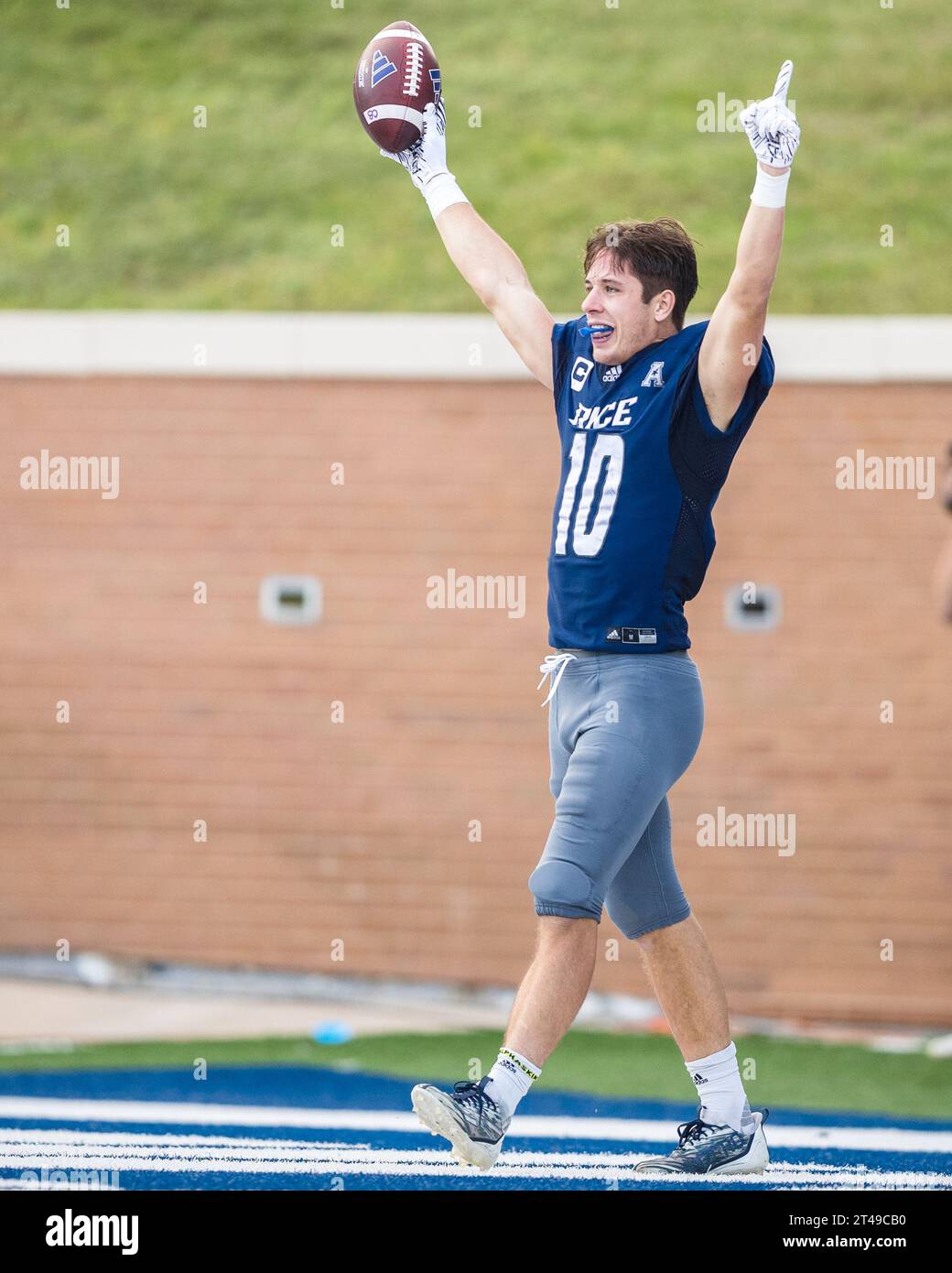 Houston, Texas, USA. 28th Oct, 2023. Rice Owls wide receiver Luke ...