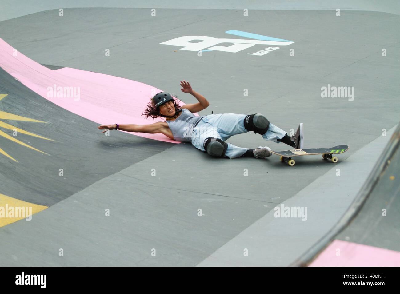 Rio De Janeiro, Brazil. 29th Oct, 2023. Brazilian skateboarder Isadora ...