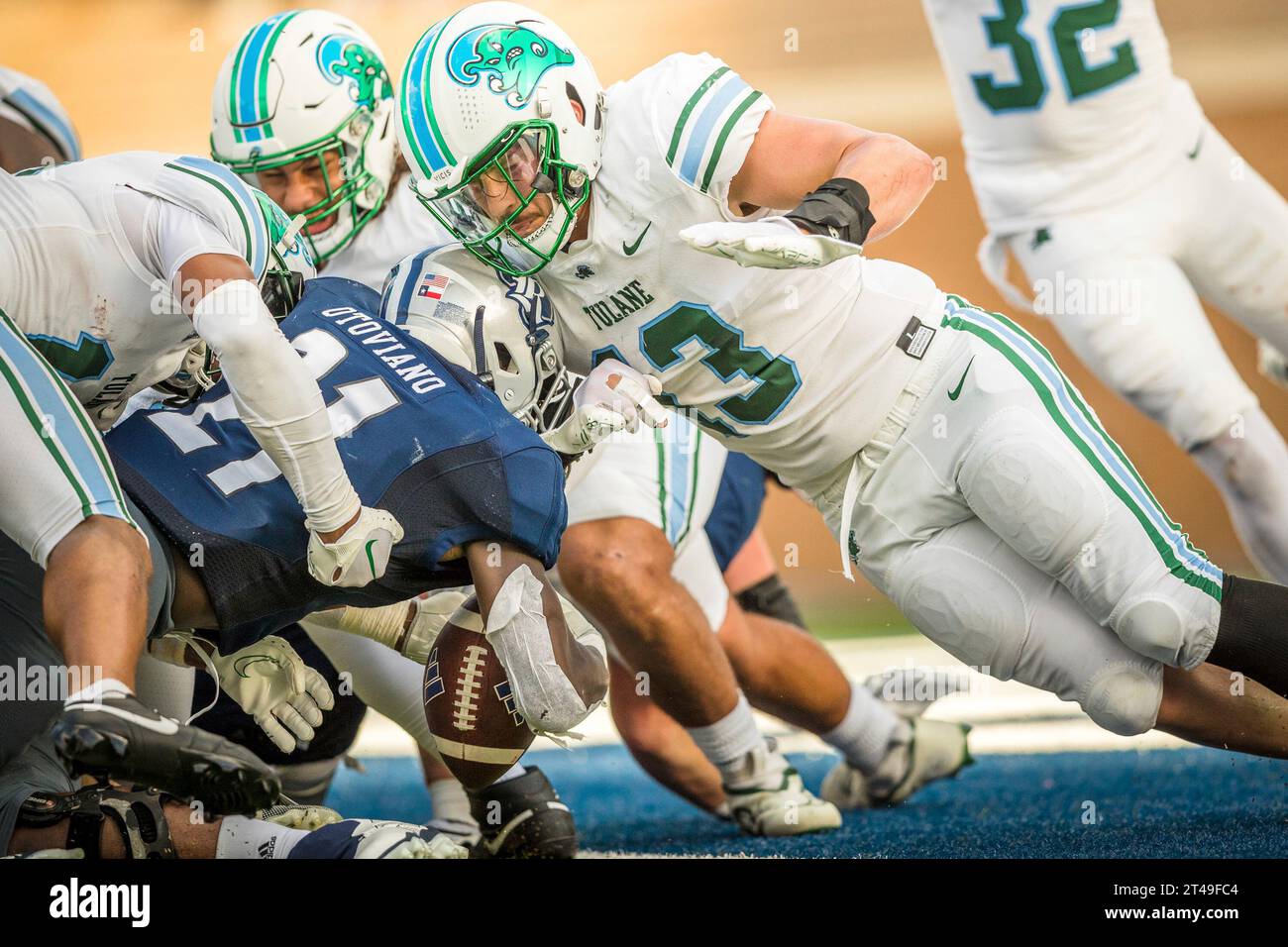 October 28, 2023: Rice Owls running back Juma Otoviano (21) runs for a ...