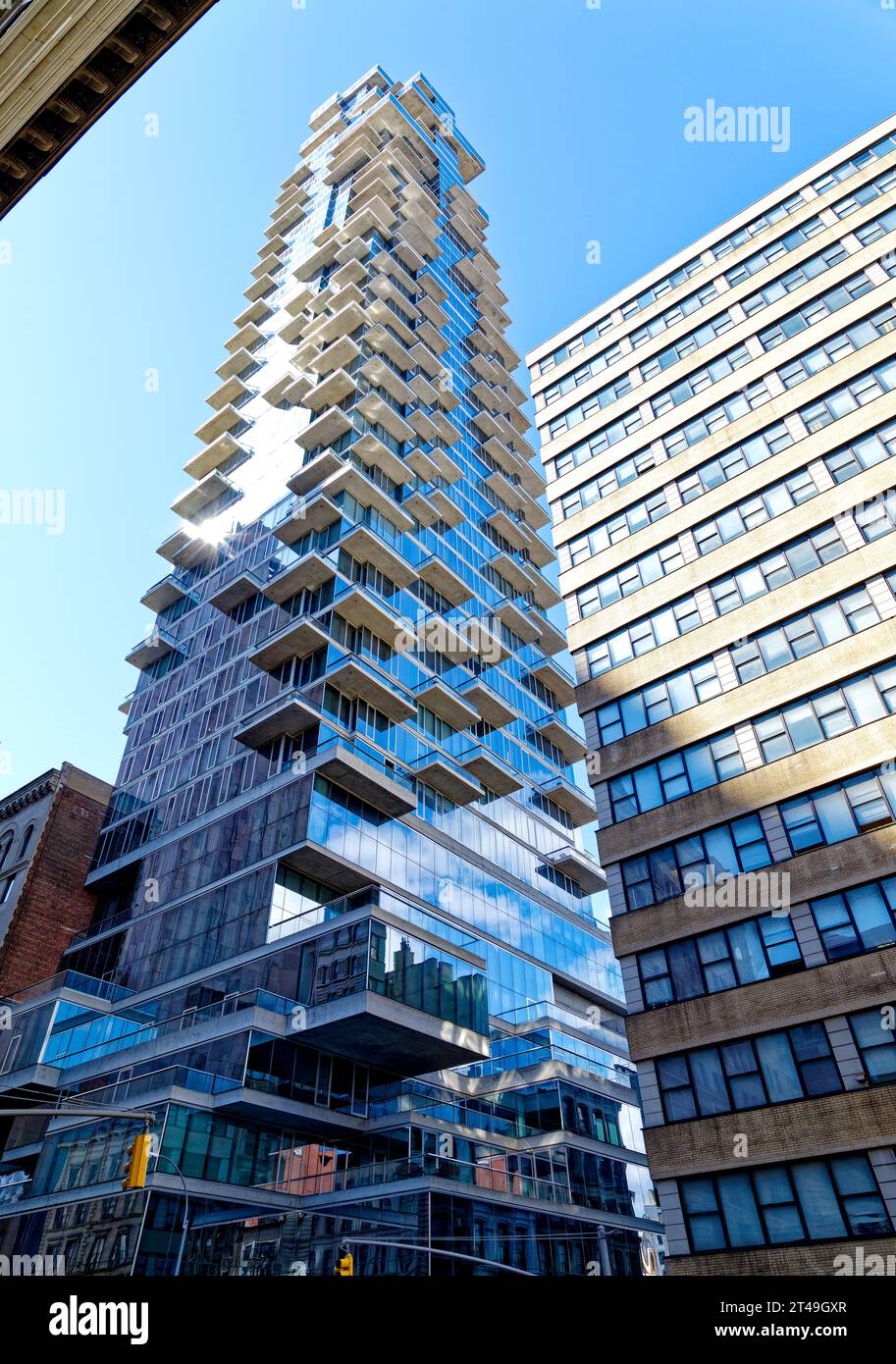 Manhattan’s controversial 56 Leonard Street in Tribeca, aka Jenga ...