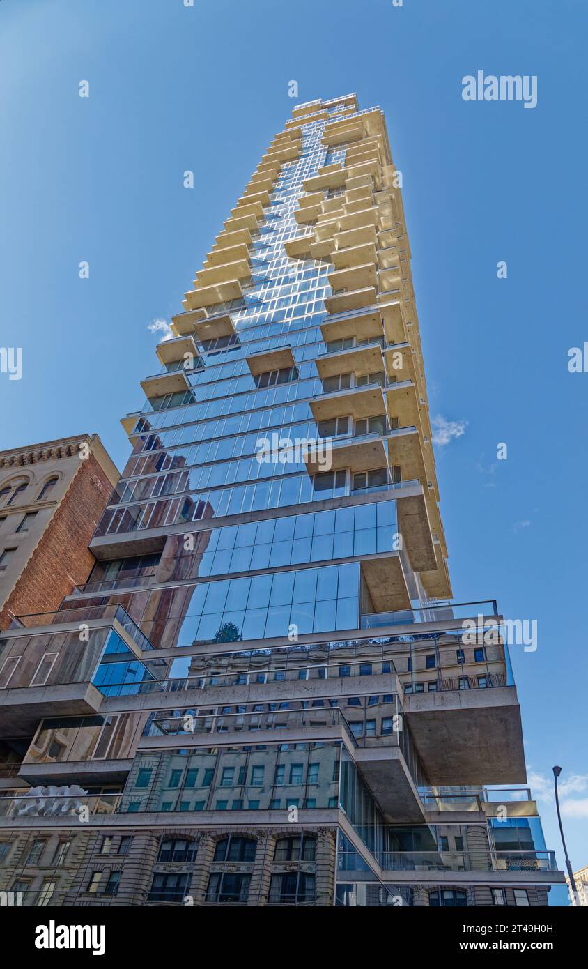 Manhattan’s controversial 56 Leonard Street in Tribeca, aka Jenga ...