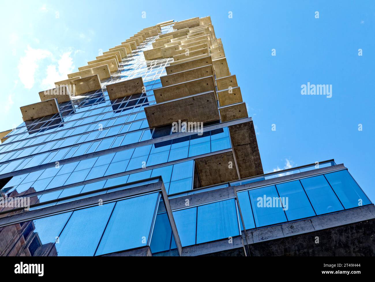 Manhattan’s controversial 56 Leonard Street in Tribeca, aka Jenga ...