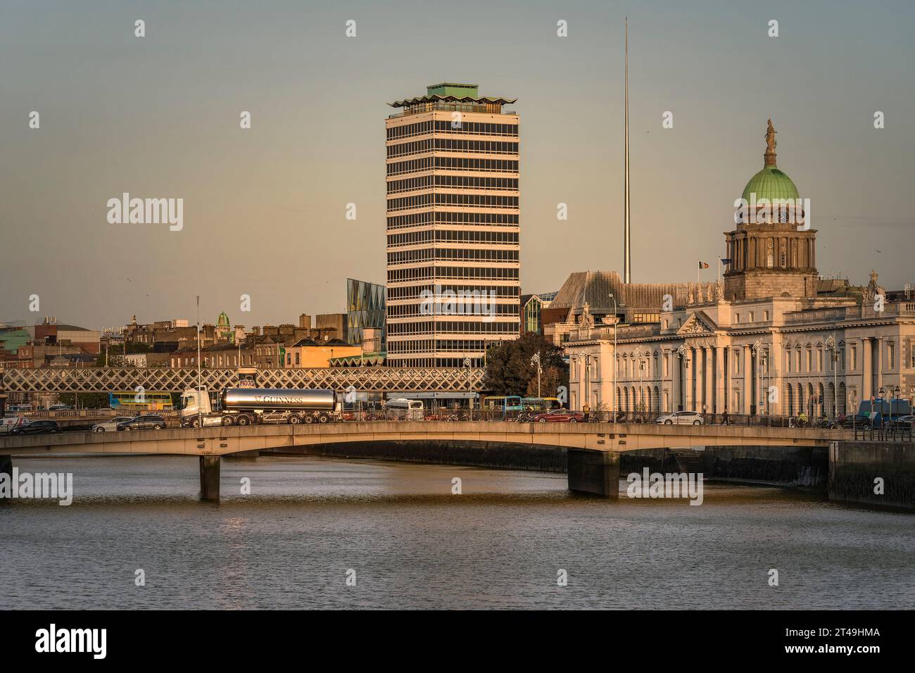 Sunrise at Liffey River over Dublin bridges. Ireland Stock Photo - Alamy