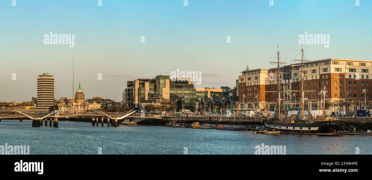 Sunrise at Liffey River over Dublin bridges. Ireland Stock Photo - Alamy