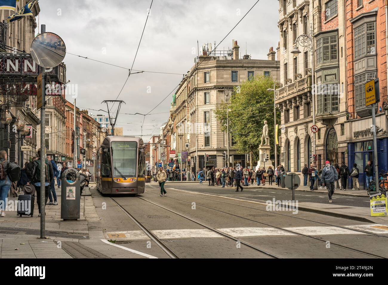 Luas tram at Abbey Street, Dublin, Ireland Stock Photo - Alamy