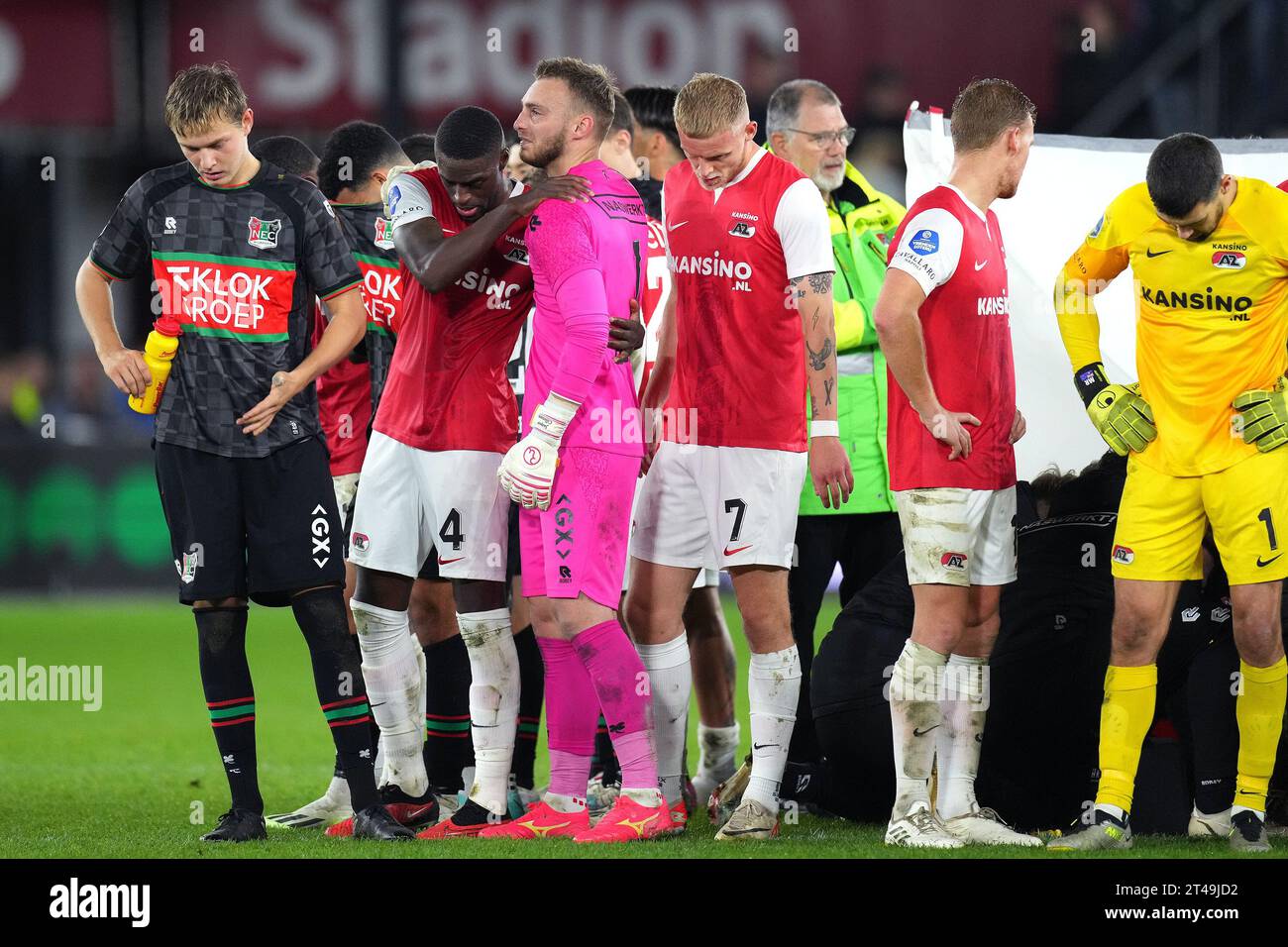 Child in first aid uniform hi-res stock photography and images - Alamy