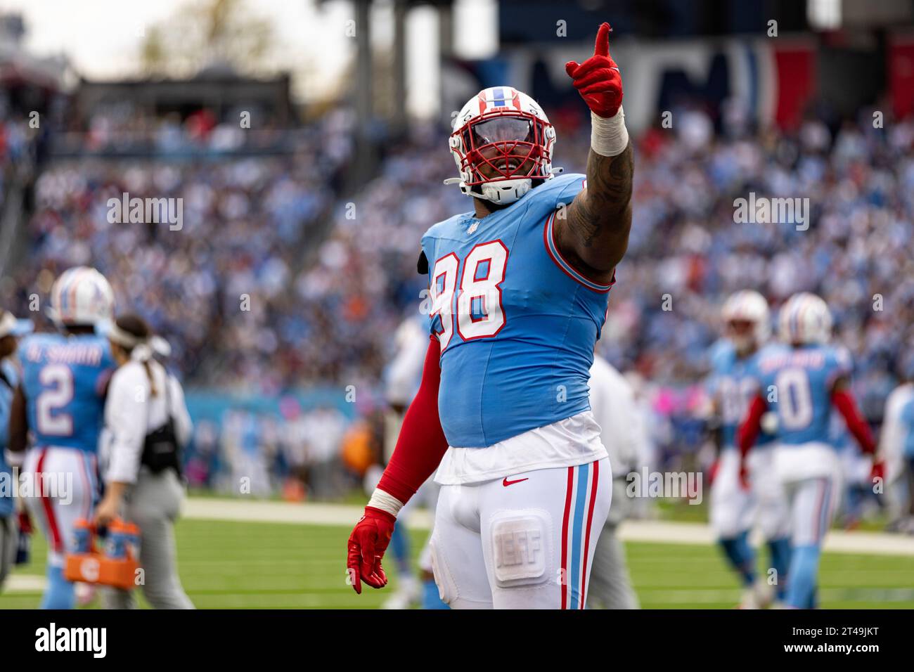 Tennessee Titans defensive tackle Jeffery Simmons (98) reacts to a play ...