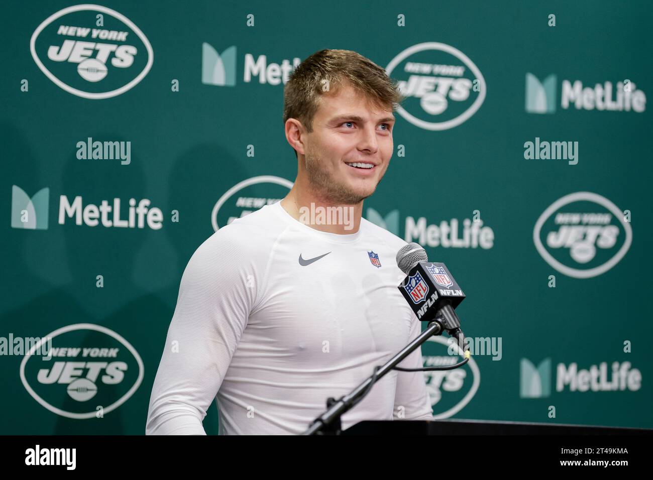 New York Jets quarterback Zach Wilson (2) speaks during a news ...
