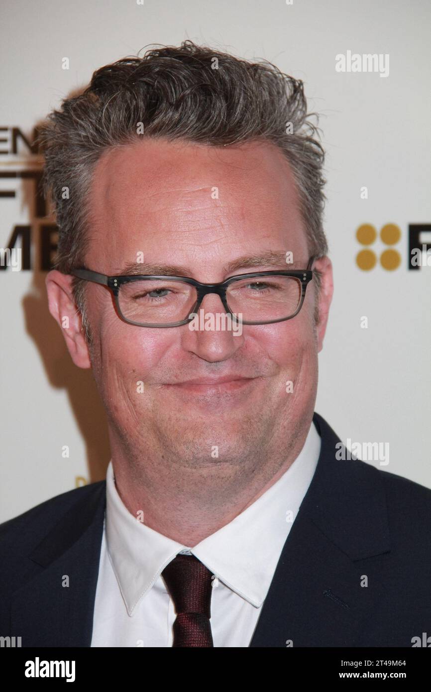 Los Angeles, USA. 16th Mar, 2017. Matthew Perry 03/15/2017 Red carpet ...