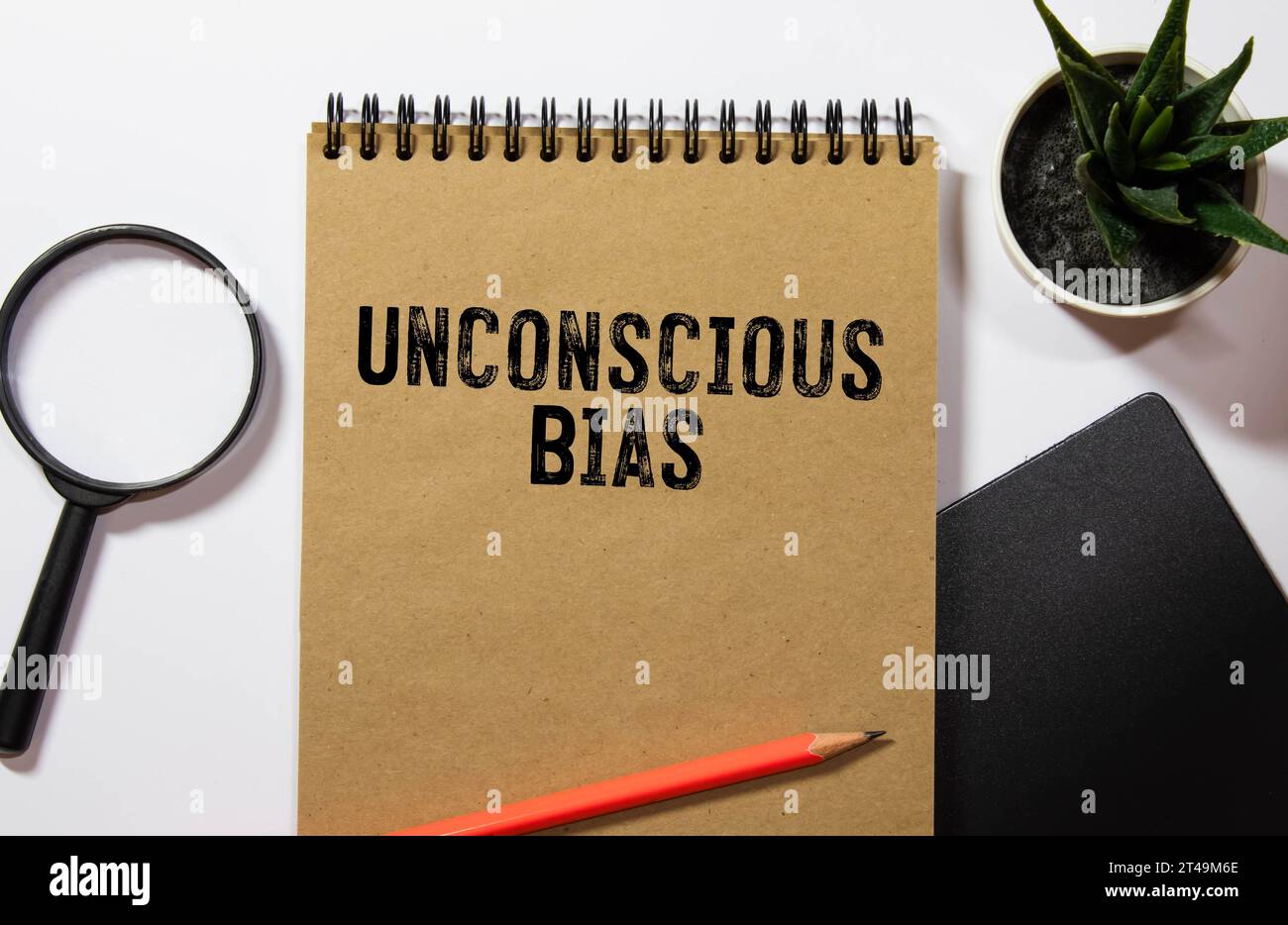 BIAS word on a small sheet of paper Stock Photo - Alamy