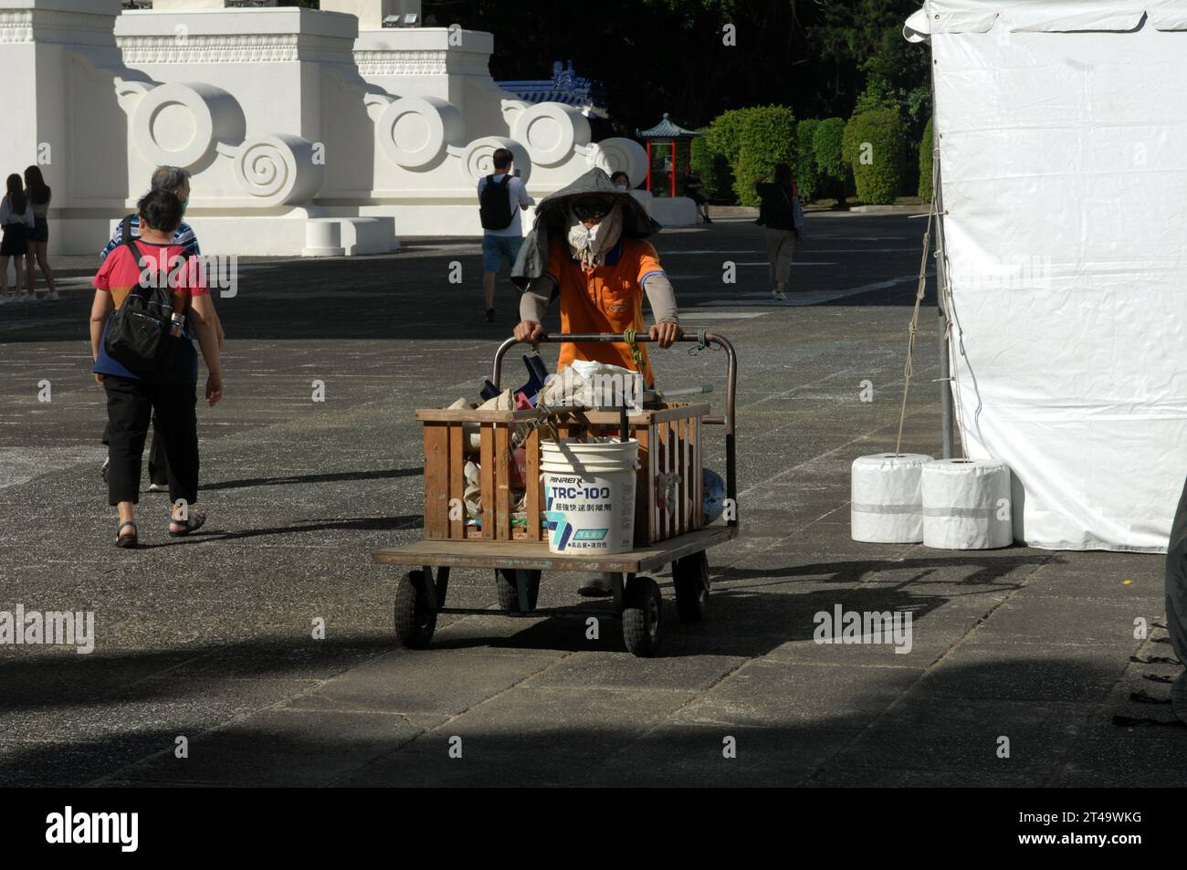 Arch historic trolley square hi-res stock photography and images - Alamy