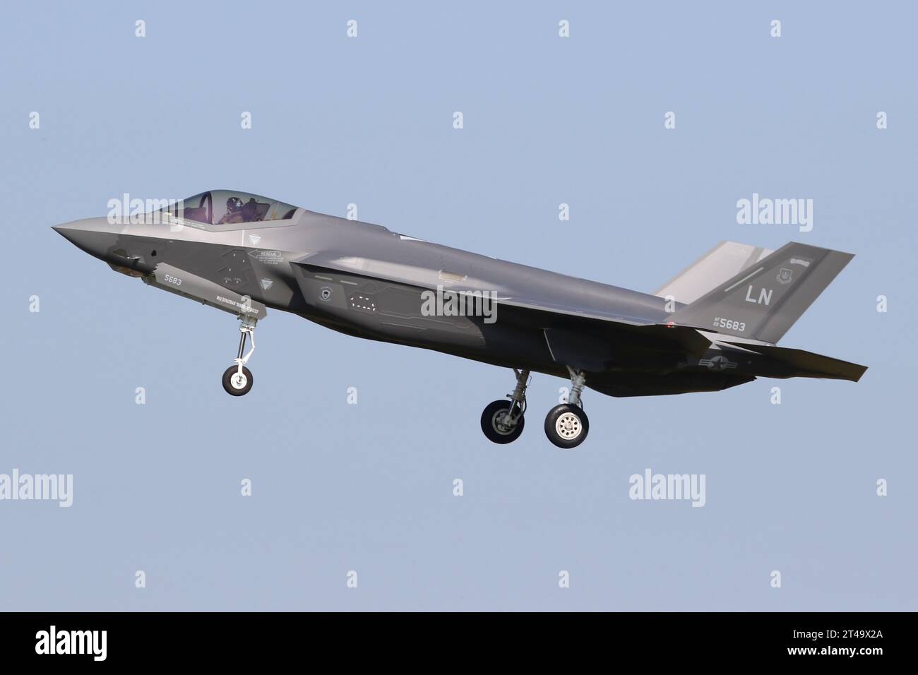 Lockheed-Martin F-35A returning to it's home base of RAF Lakenheath ...