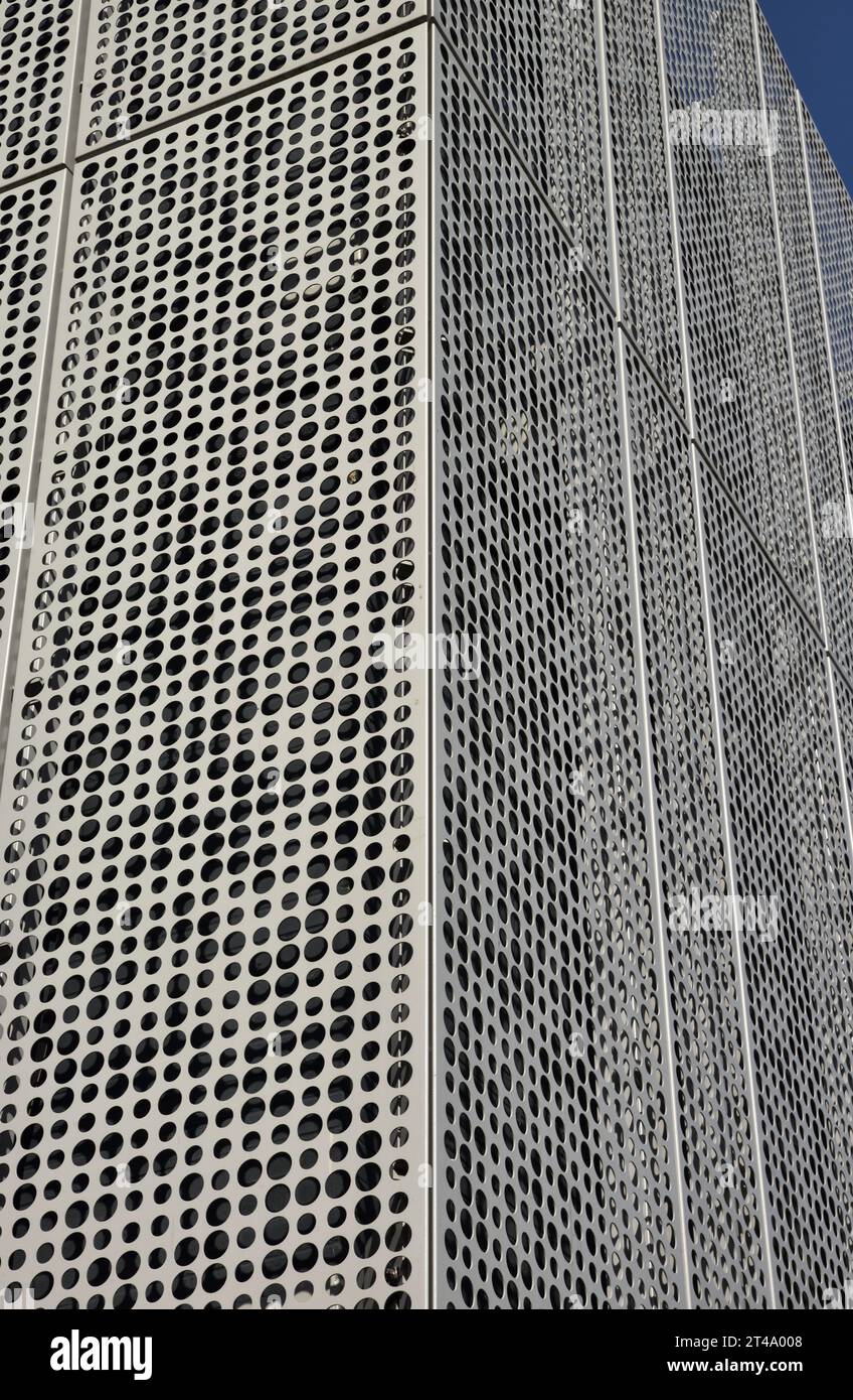 Aluminium cladding detail hi-res stock photography and images - Alamy
