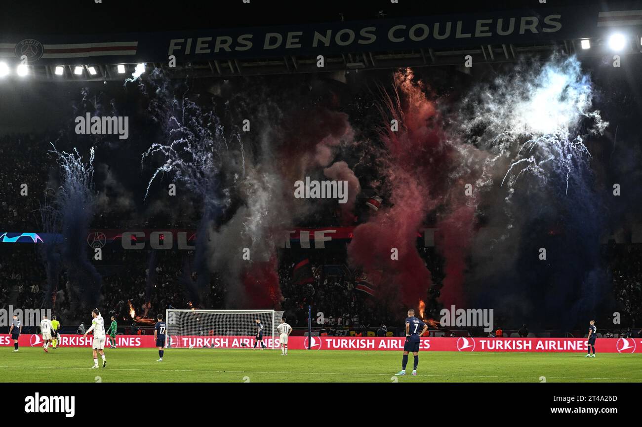 PARIS, FRANCE - OCTOBER 25: Ultras fans of Paris Saint-Germain set up ...