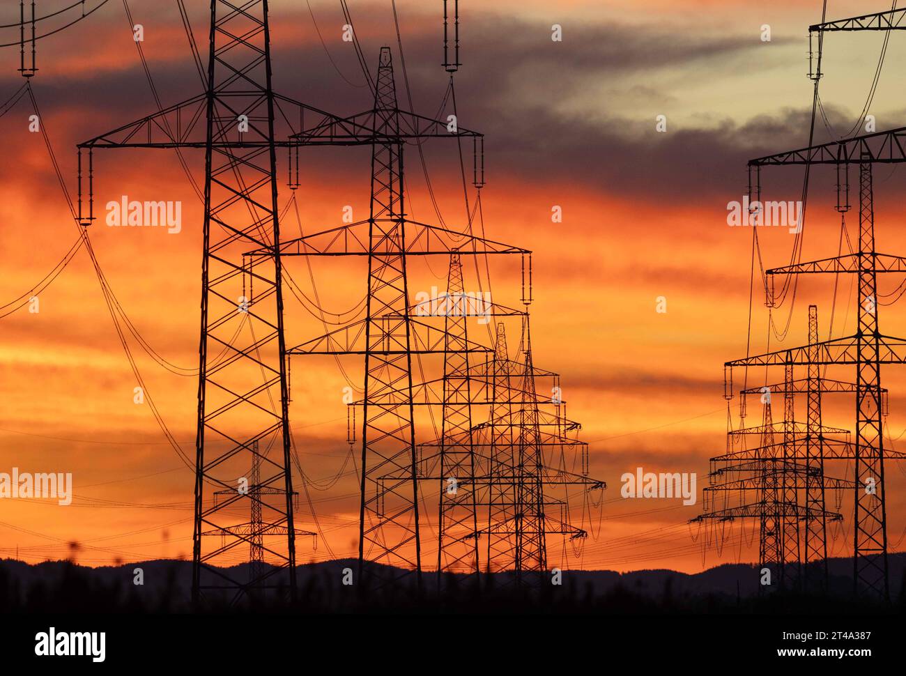 Verschiedene pole hi-res stock photography and images - Alamy