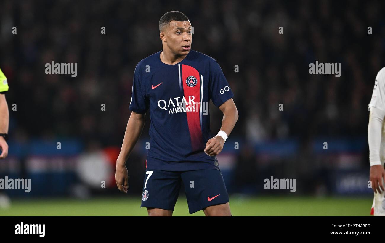 PARIS, FRANCE - OCTOBER 25: Kylian Mbappe of Paris Saint-Germain during ...