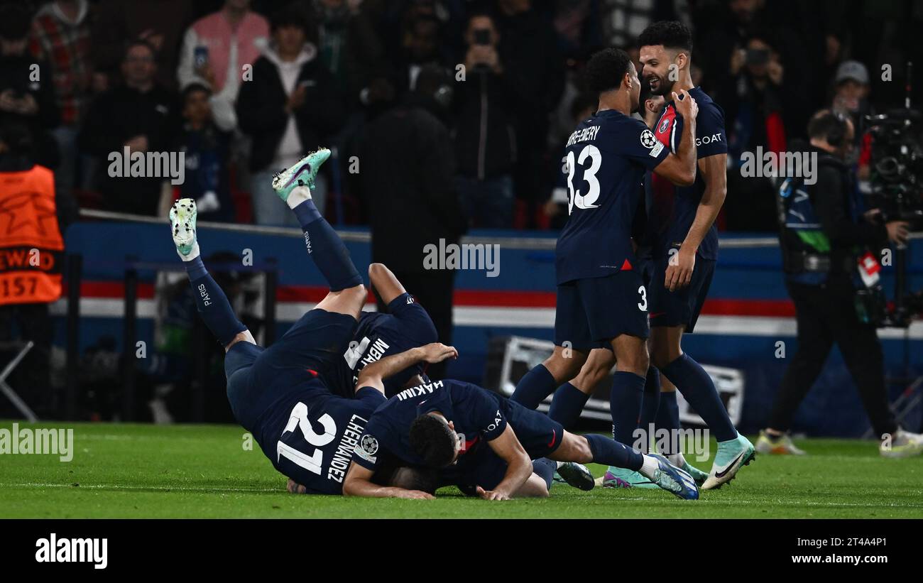 PARIS, FRANCE - OCTOBER 25: Lucas Hernandez, Kylian Mbappe, Achraf Hakimi, Warren Za re-Emery ...