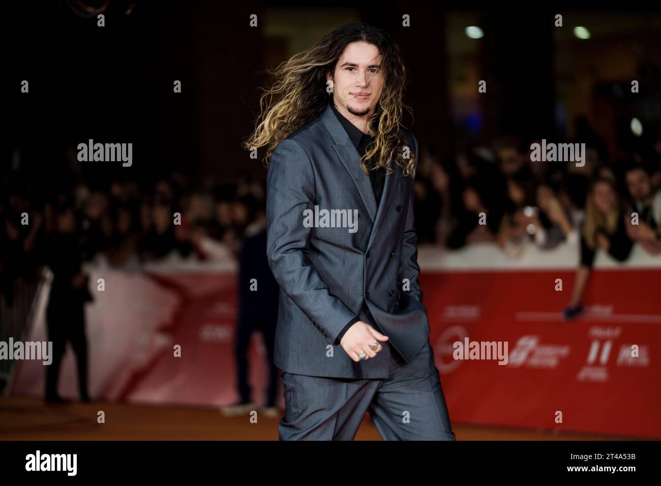 Mare fuori 4 hi-res stock photography and images - Alamy