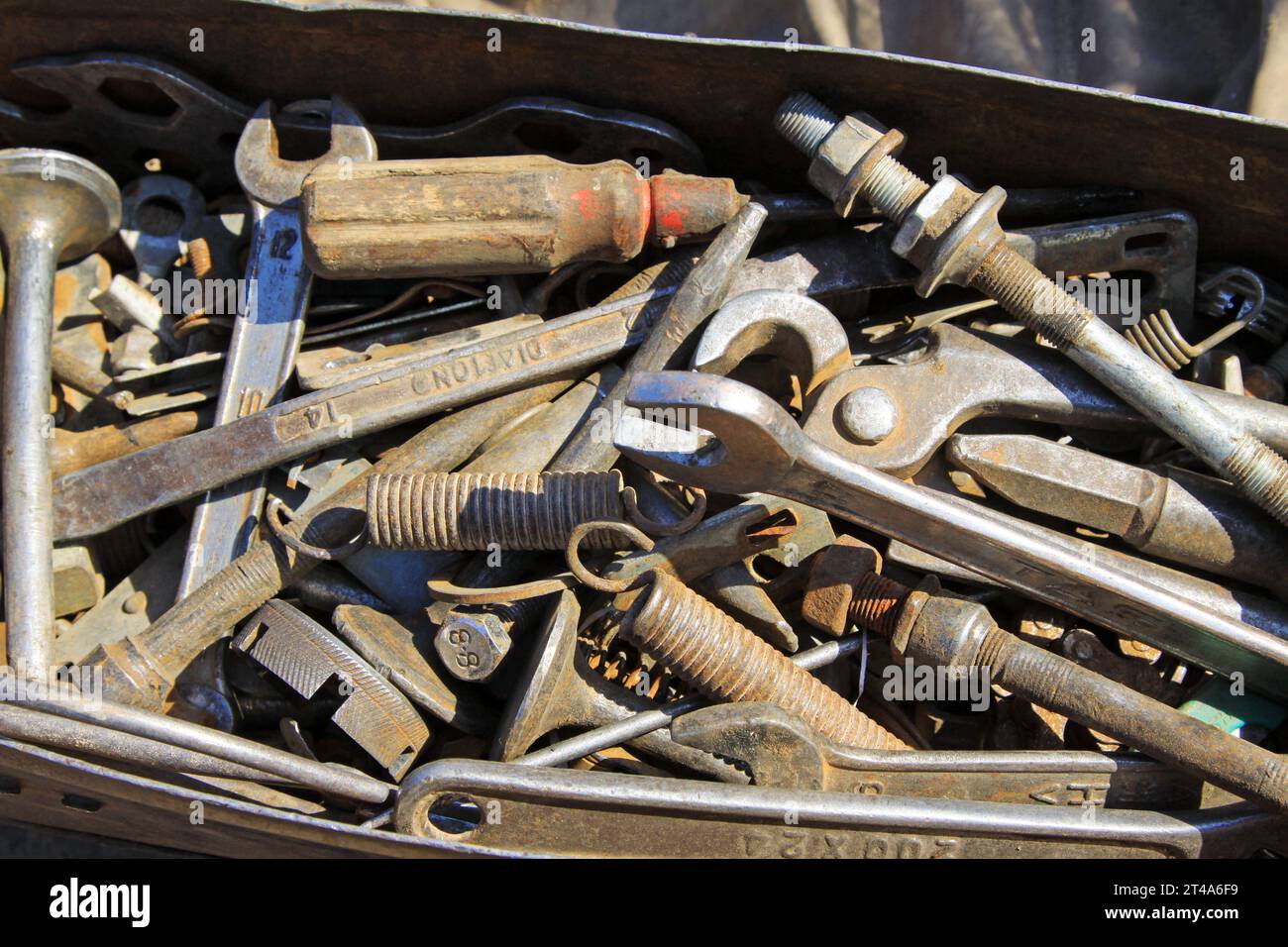 Broken tools hi-res stock photography and images - Alamy