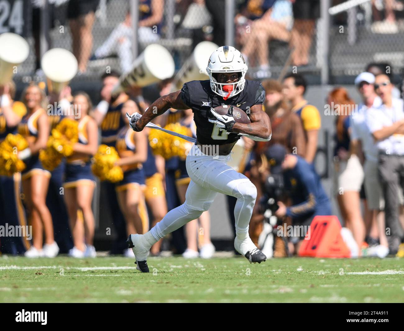 Orlando, USA. 28th Oct, 2023. October 28, 2023: UCF running back Johnny ...
