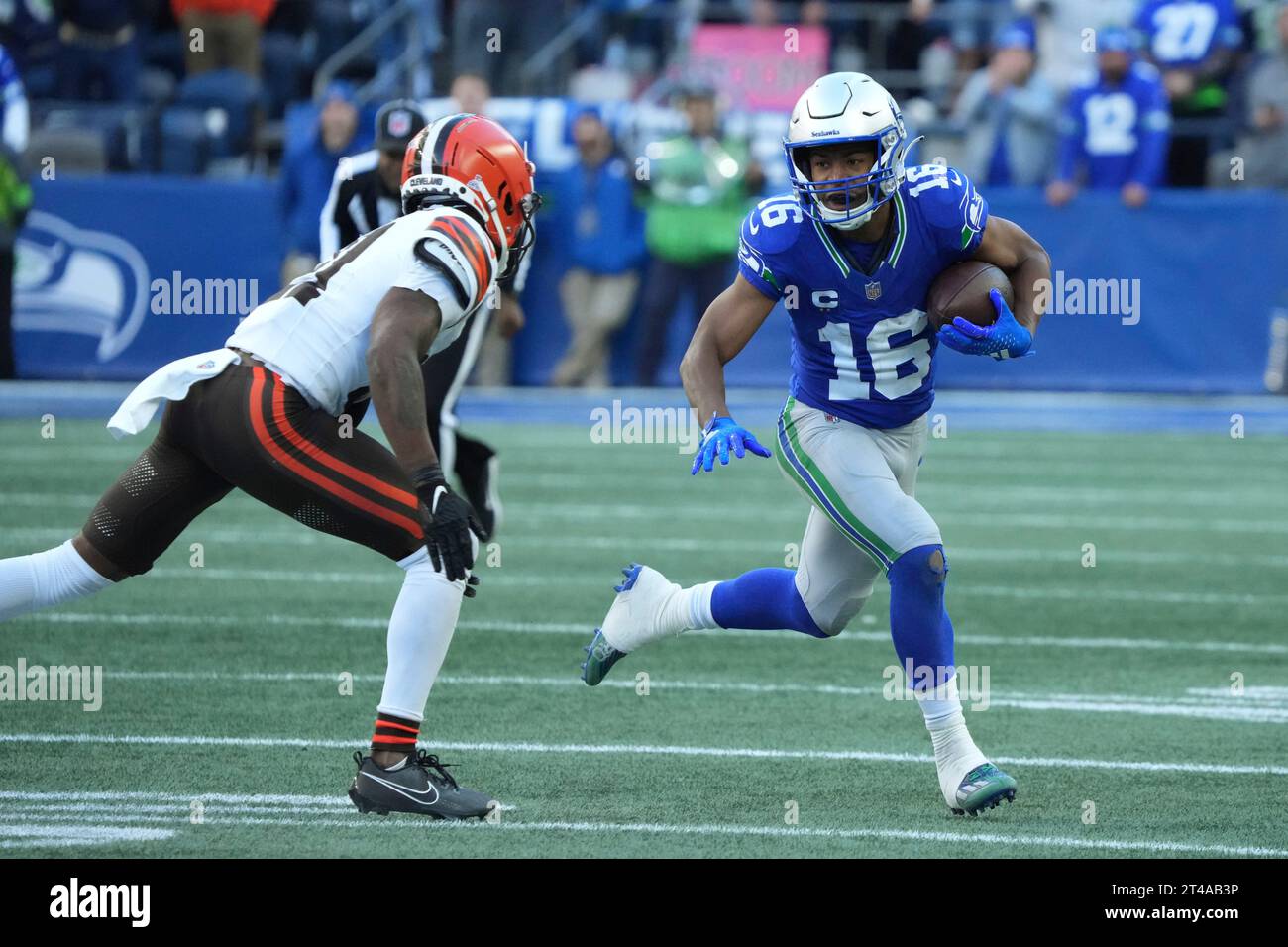 Seattle Seahawks wide receiver Tyler Lockett (16) carries in the second ...