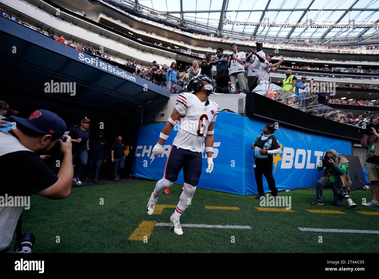 Chicago Bears cornerback Kyler Gordon before an NFL football game ...