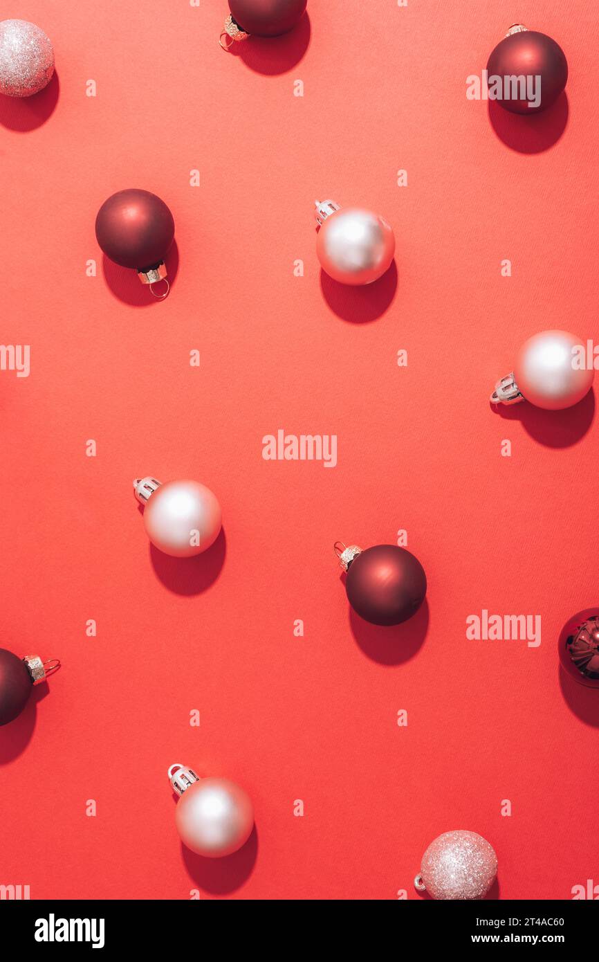 Red Christmas background with Christmas balls. Top view, flat lay ...