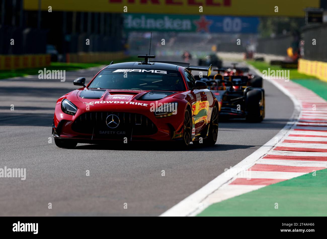 Mexico City, Mexico. 29th October, 2023. FIA Mercedes-AMG GT Black ...