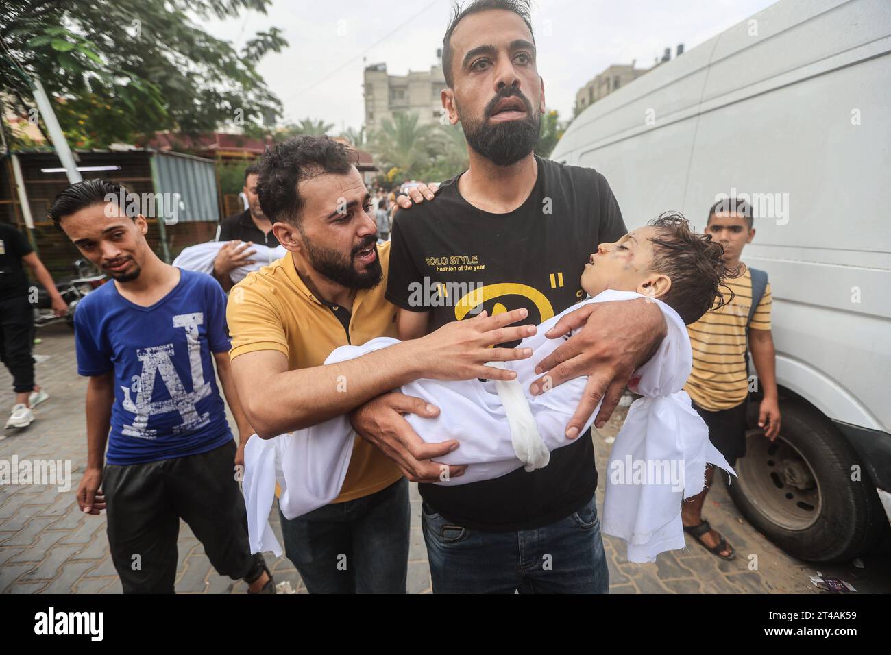 Gaza, Palestine. 29th Oct, 2023. (EDITORS NOTE: Image depicts death)A ...