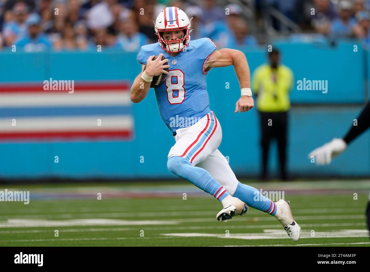 Tennessee Titans quarterback Will Levis (8) runs the ball against the ...