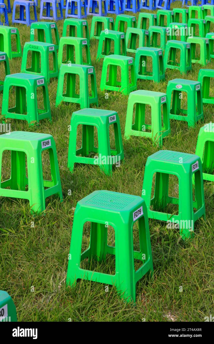 Plastic stools hi-res stock photography and images - Alamy