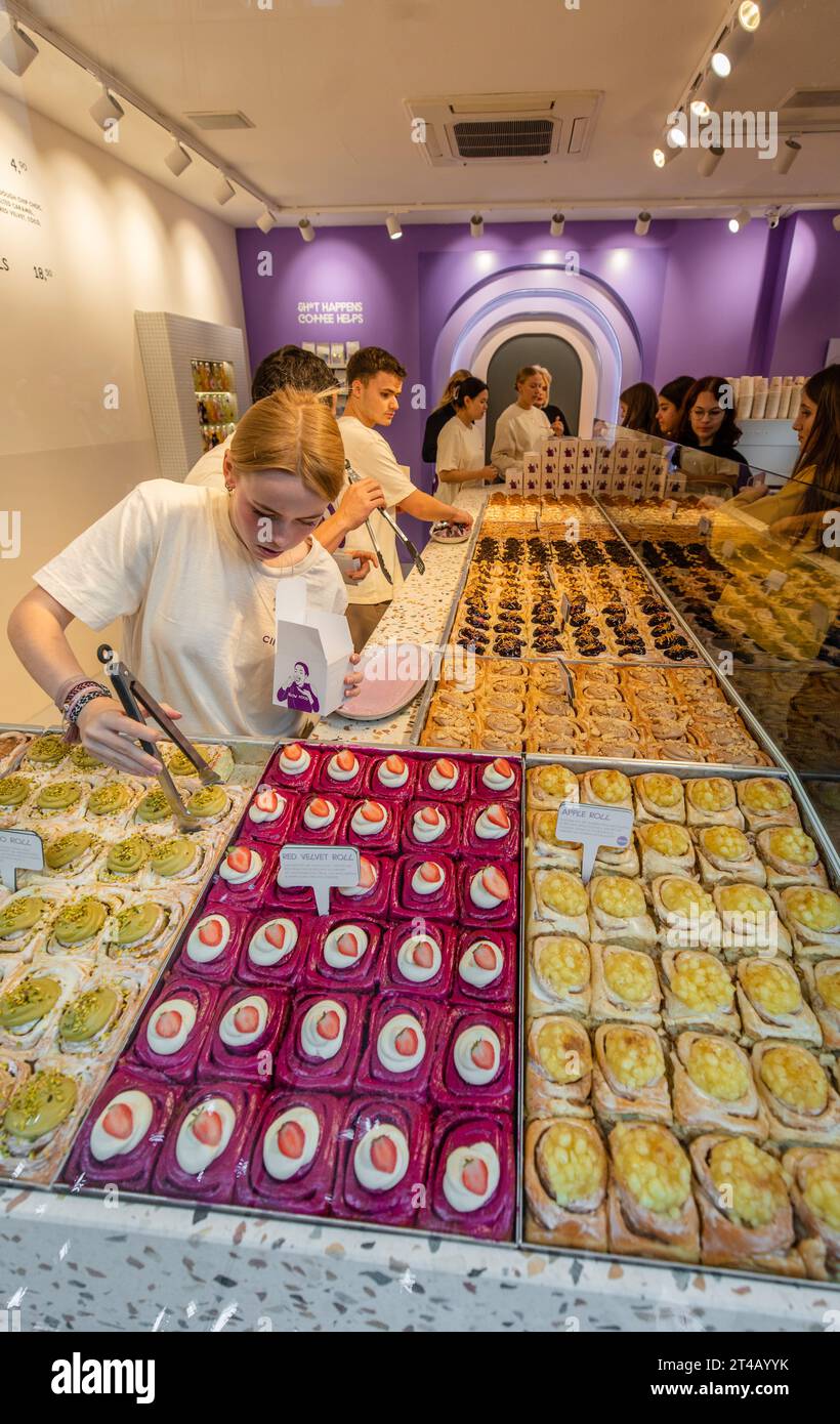 Cinnamood hi-res stock photography and images - Alamy