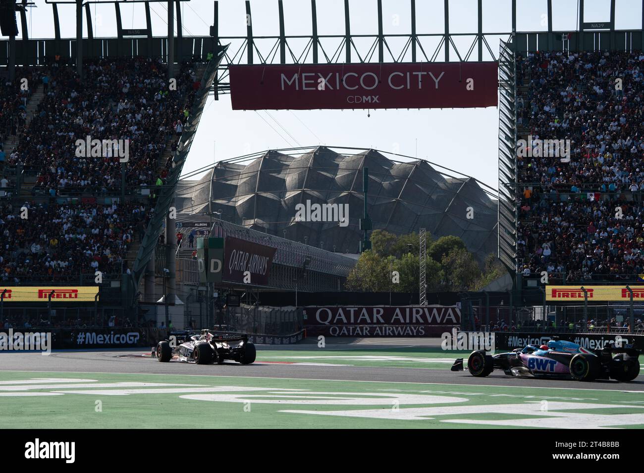 Renault formula 1 team engineer hi-res stock photography and images - Alamy