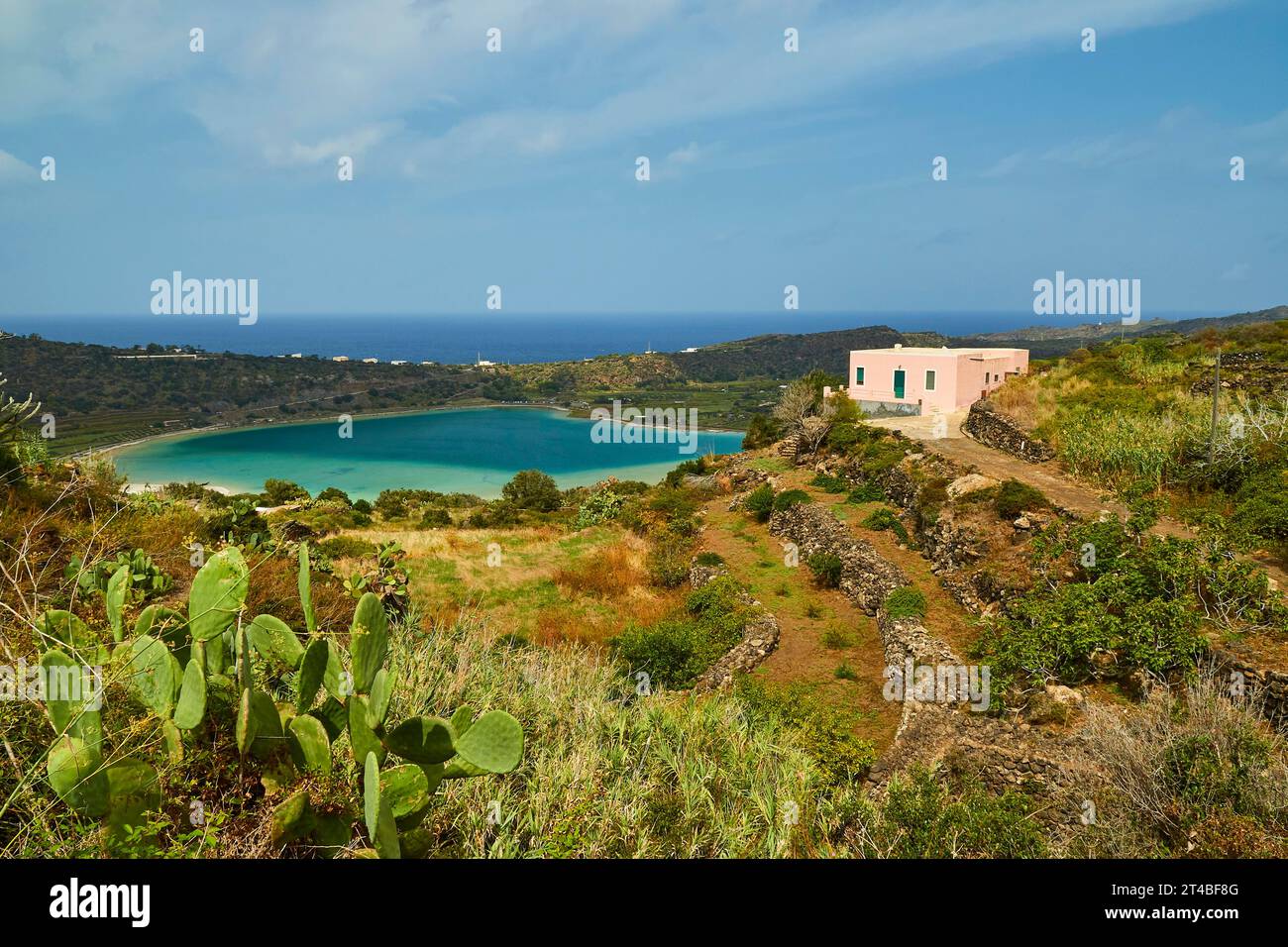 Bagno dell'Acqua, reservoir, dark green and light green water, sea ...