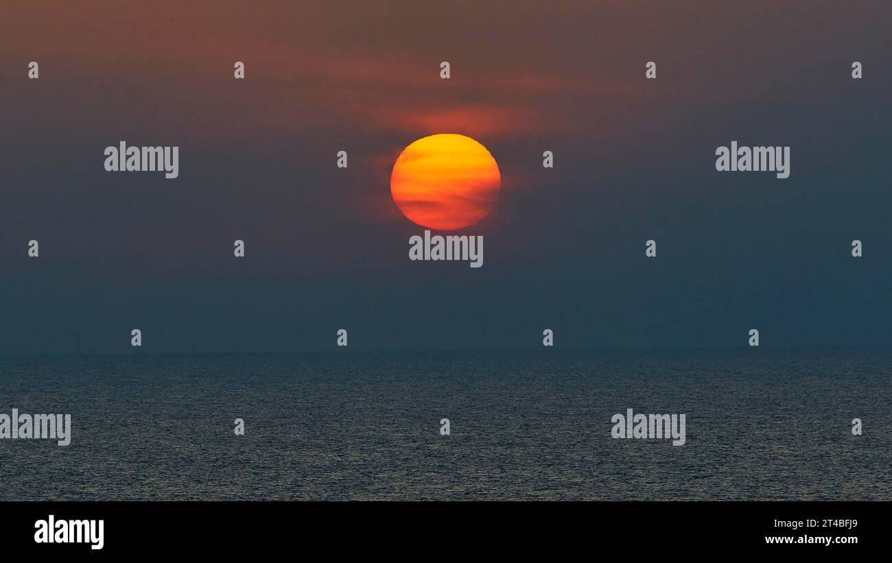 Bar, Sesi Venti, Roof terrace, Sunset, Sun disk, Pantelleria, Pelagic ...