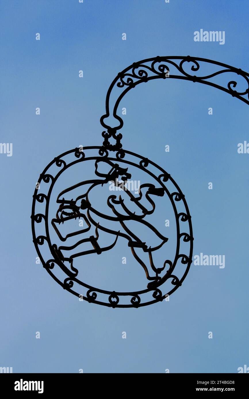 Nose shield with black metal figure as cook, man, goose figure, arm ...