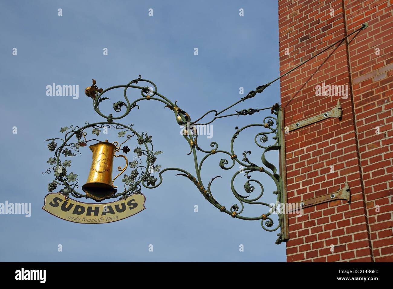 German beer mug shop hi-res stock photography and images - Alamy