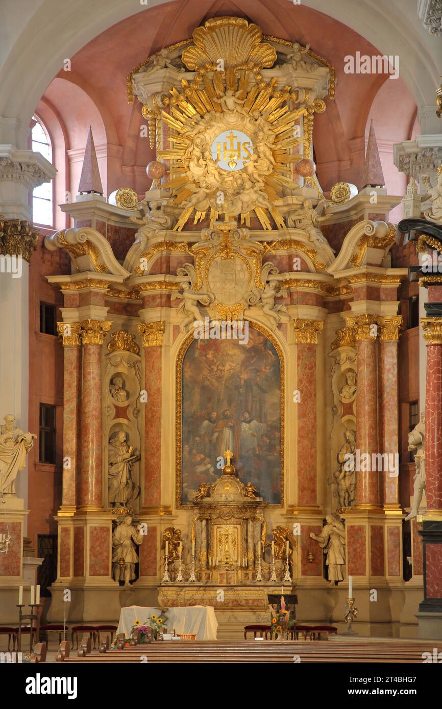 High altar with painting of the baroque St. Martin Church, interior ...