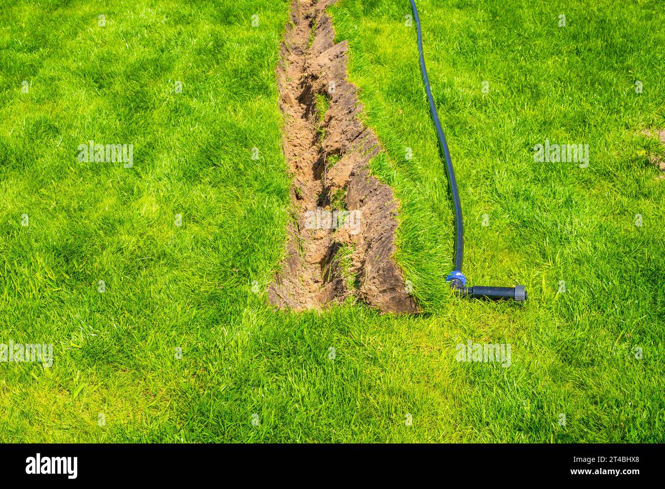 Self-installation of irrigation with a retractable sprinkler in the ...