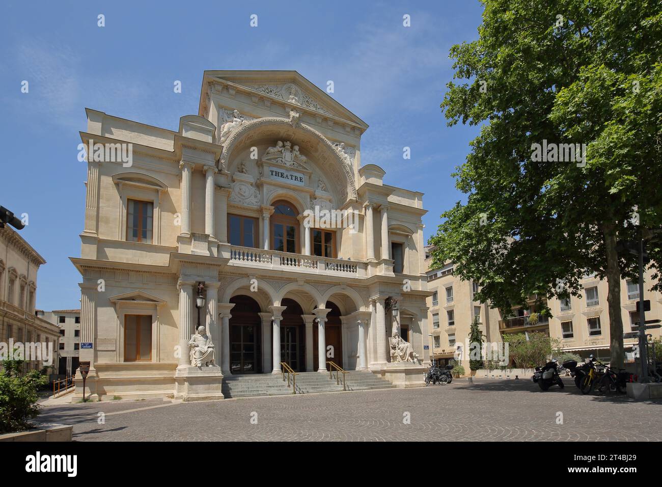 Theatre built in 1850, opera house, Place de l'Horloge, amphitheatre ...