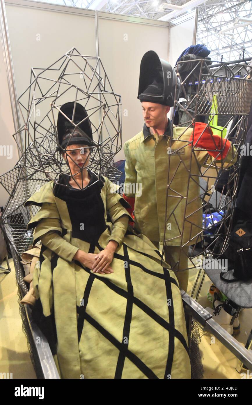Moscow. Models before the start of the welding fashion show by artist ...
