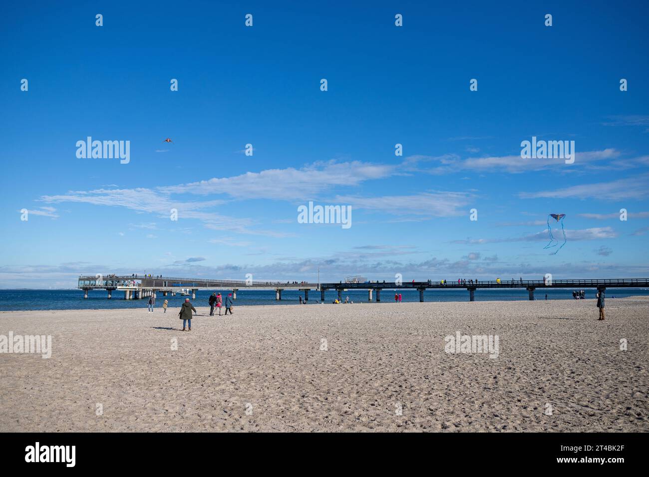 Drachen und strand hi-res stock photography and images - Alamy