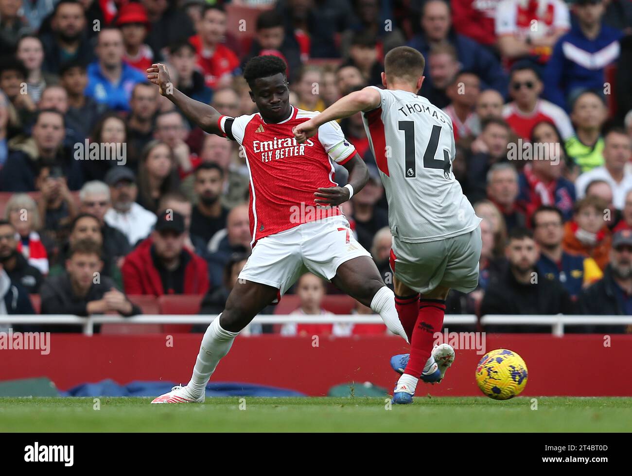 Bukayo saka arsenal 2022 october hi-res stock photography and images ...