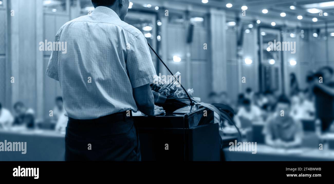 Man speaking crowd not business hi-res stock photography and images - Alamy