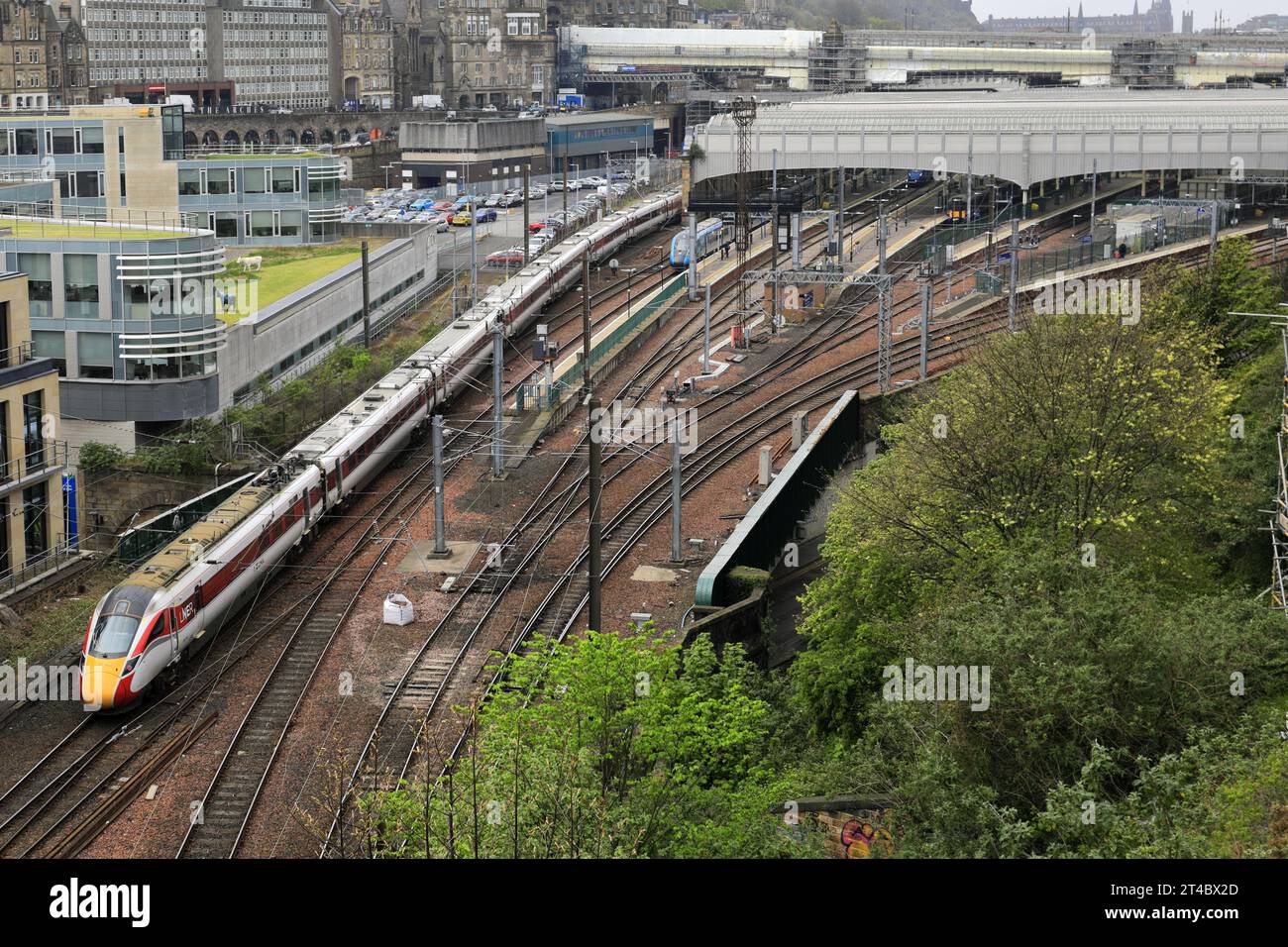LNER Azuma at Edinburgh Waverley station; Edinburgh City, Scotland, UK ...