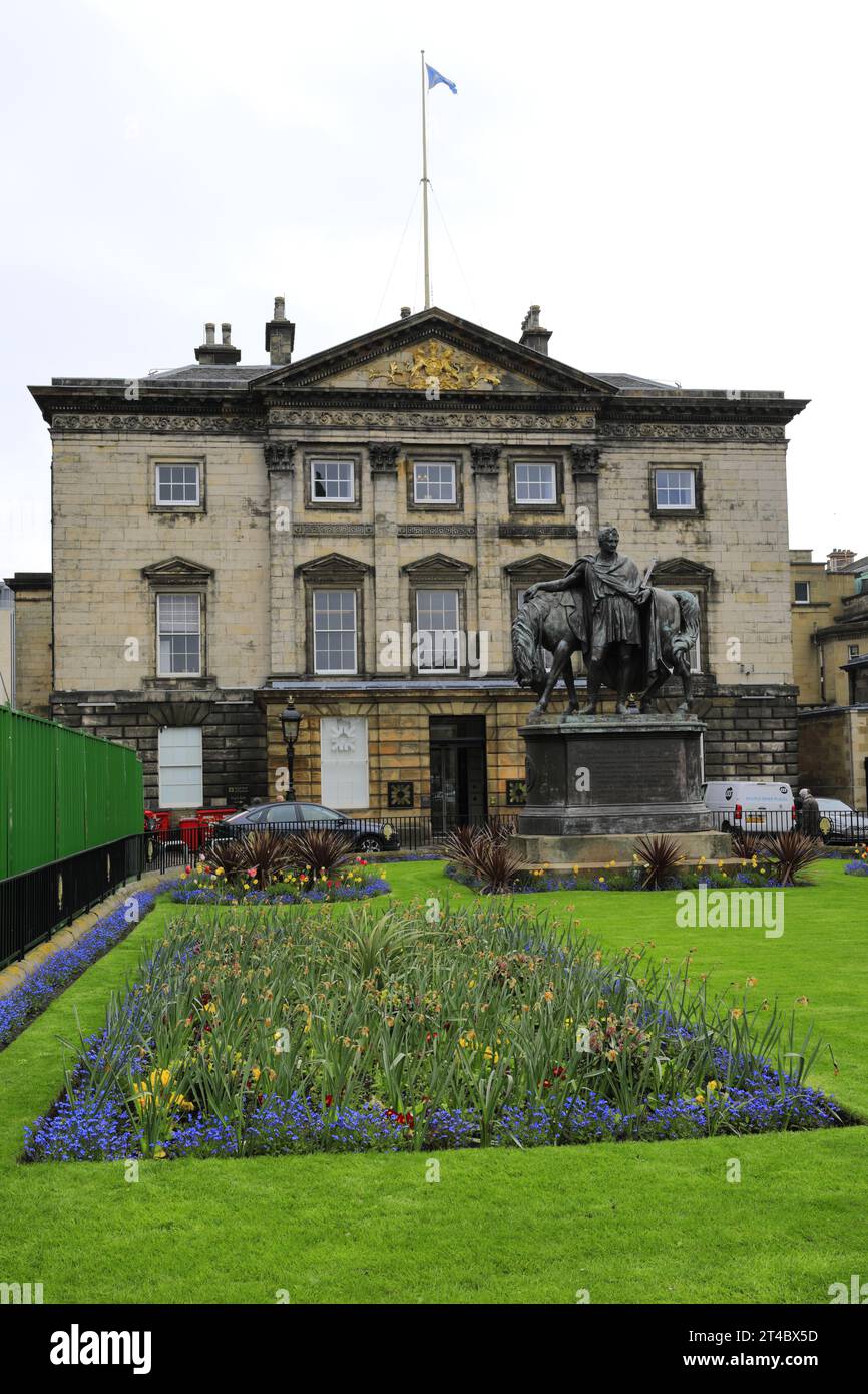 Dundas House, St Andrew square gardens, Edinburgh, Scotland, UK Stock ...