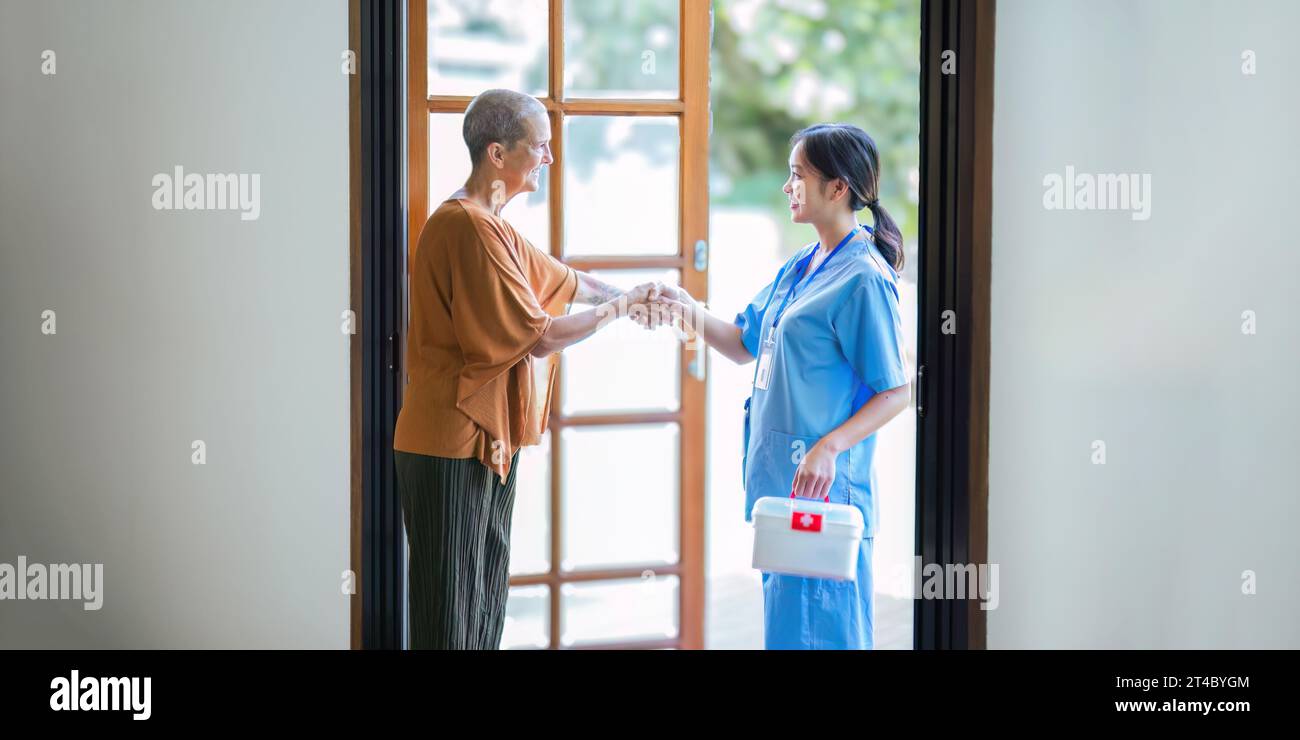 Home based medical services hi-res stock photography and images - Alamy