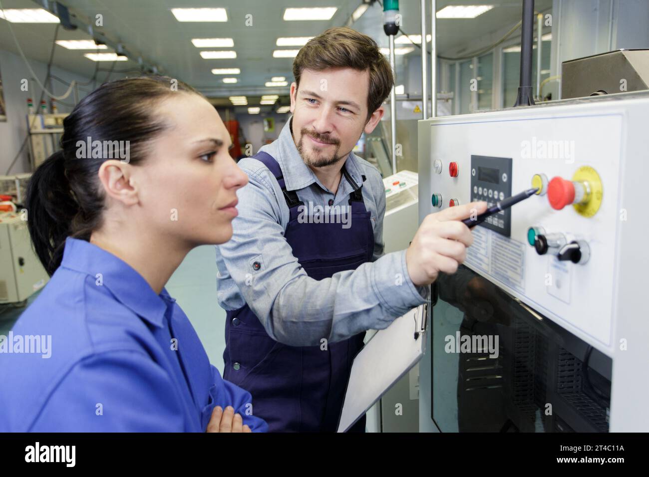 Manager supervisor trainee hi-res stock photography and images - Alamy