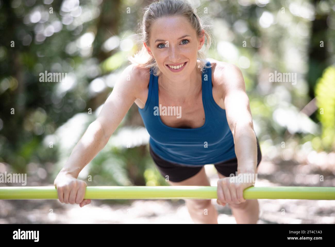 Bar exercises hi-res stock photography and images - Alamy