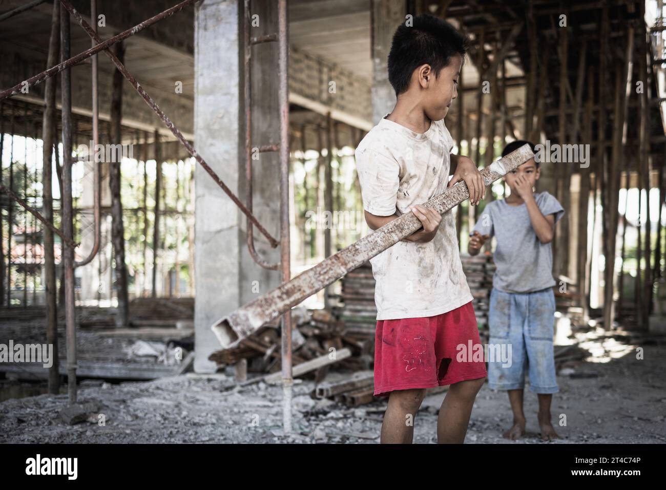 Poor children forced to do construction work, child labor, abuse To the ...